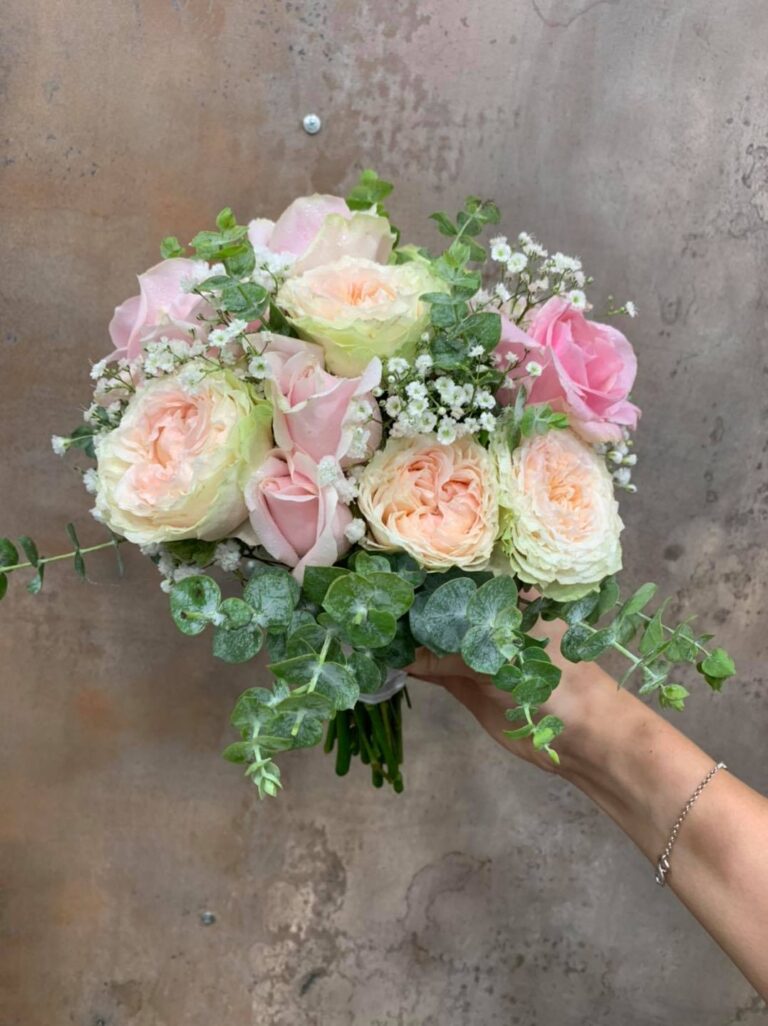 Bouquet rond roses anglaises - Barthel Fleurs